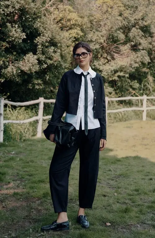 JUANA Aella Mid Rise Relaxed Tapered Pants