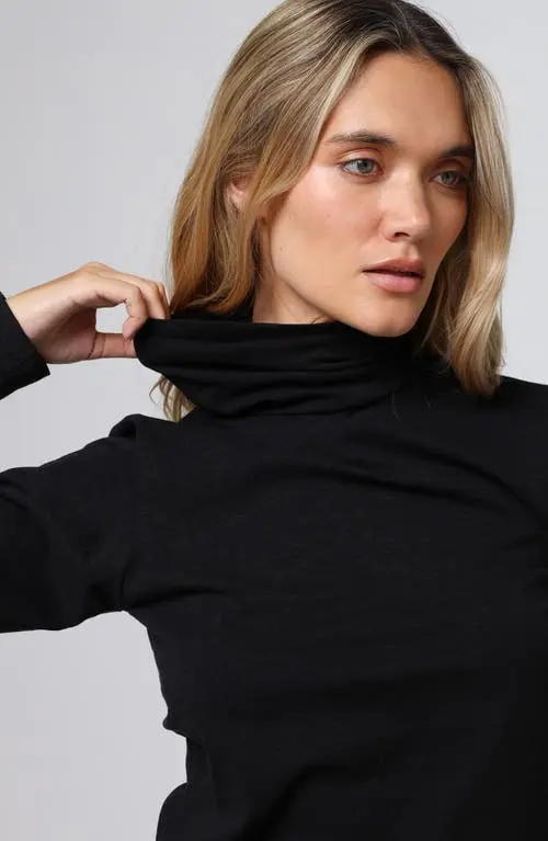 JUANA Hemp Essentials Mockneck