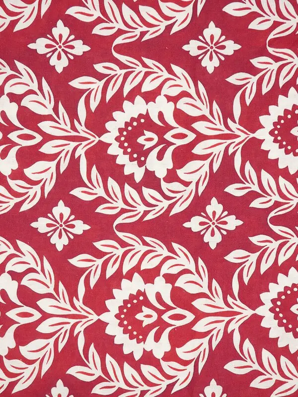 La DoubleJ Garland Bordeaux Large Tablecloth
