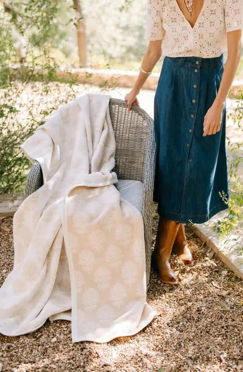 CHAPPYWRAP Millie Blockprint Throw Blanket