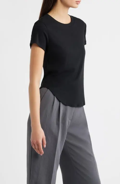 ARTLESS FOREVER Crawford Short Sleeve Top