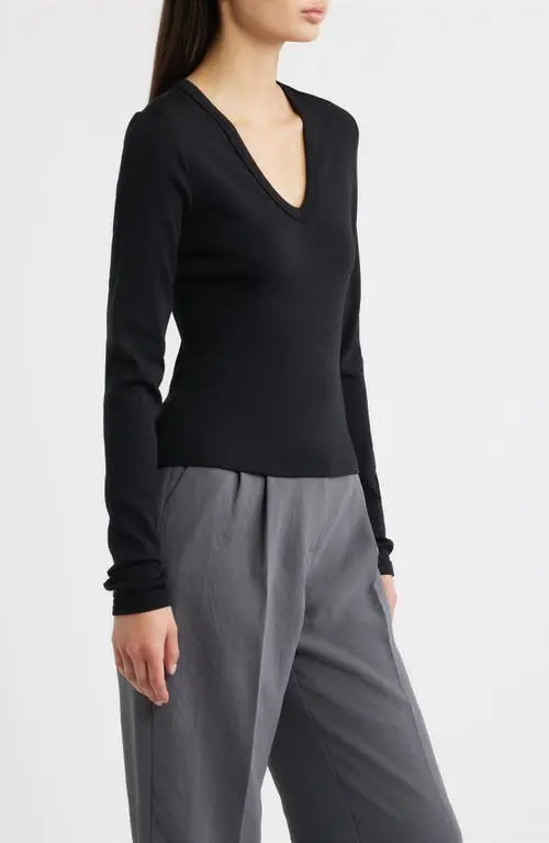 ARTLESS FOREVER Reed Long Sleeve Scoop Neck Top