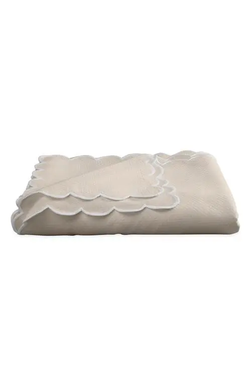 MATOUK Savannah Gardens 120-inch Tablecloth - Dune