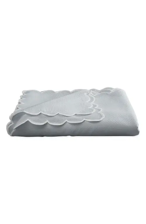 MATOUK Savannah Gardens 120-inch Tablecloth - Pool