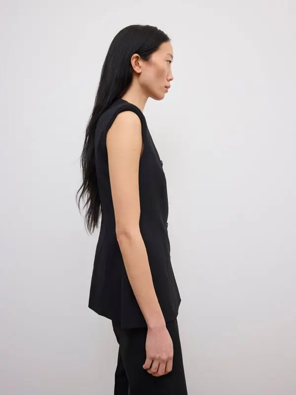 HOUSE OF DAGMAR Sleeveless Blazer