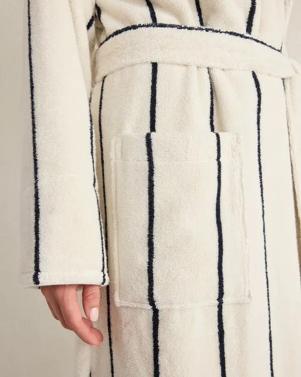 HAVEN WELL WITHIN Plush Terry Striped Robe + Tote Set - Sandstone,nightfall
