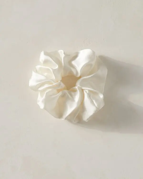 HAVEN WELL WITHIN Washable Silk Scrunchie - Ivory