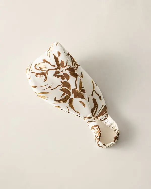 HAVEN WELL WITHIN Washable Silk Puffer Eye Mask With Tropical Blooms Print - Ivory,ochre