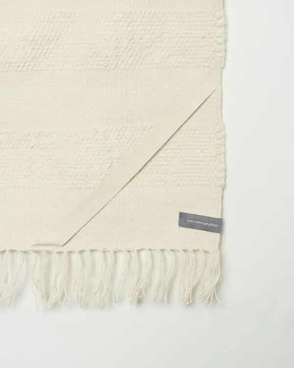 B, HALFMOON Halfmoon Practice Rug