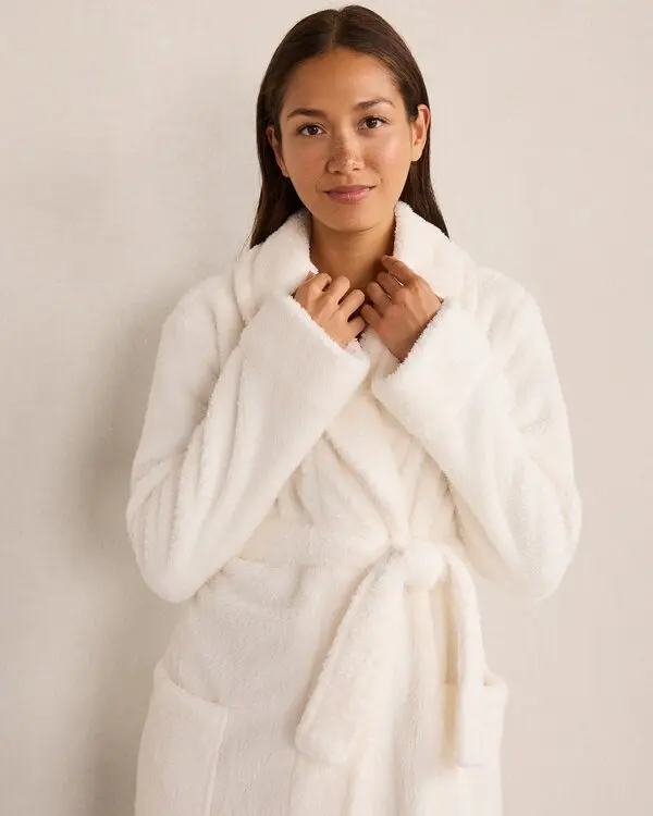 HAVEN WELL WITHIN Plush Robe
