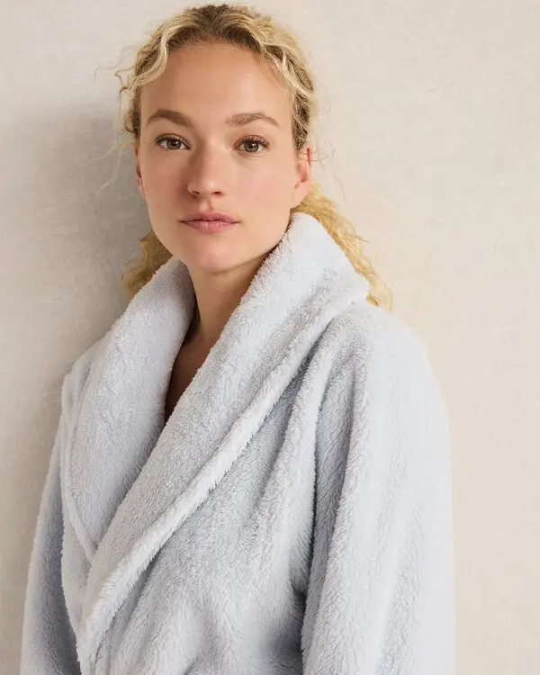 HAVEN WELL WITHIN Plush Robe