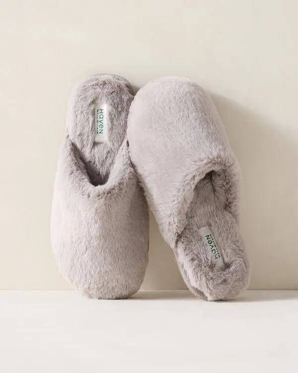 HAVEN WELL WITHIN Faux Fur Slippers - Silver Grey