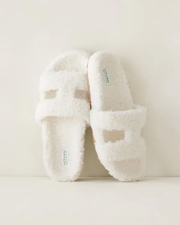 HAVEN WELL WITHIN Curly Sherpa Cutout Slides