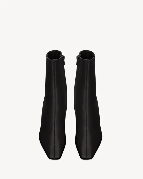 Saint Laurent Jill Ankle Boots In Smooth Leather - Black