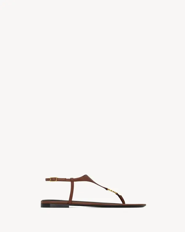 Saint Laurent Cassandra Flat Sandals In Smooth Leather - Brown