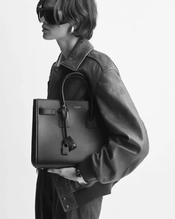 Saint Laurent Sac De Jour In Smooth Leather - Chicory Coffe