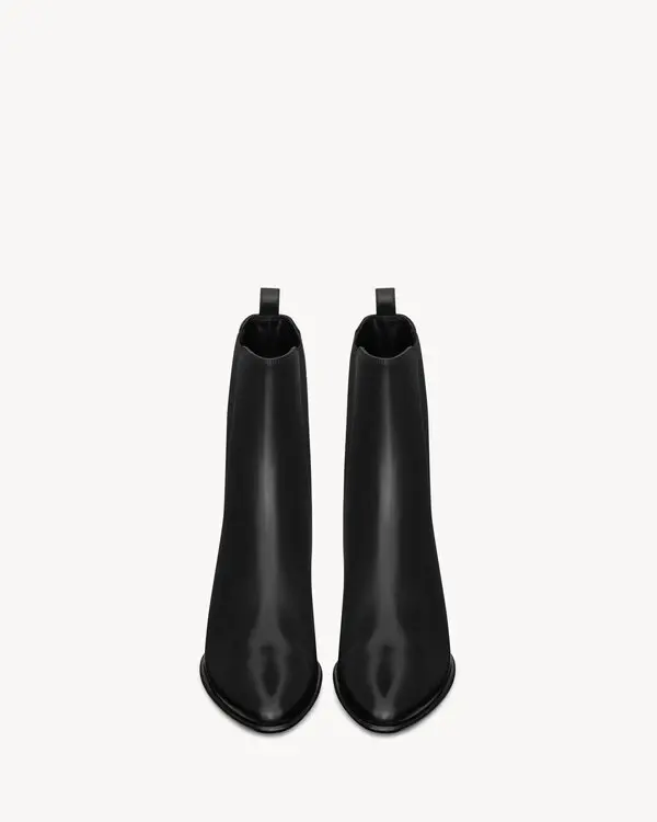 Saint Laurent Jill Chelsea Boots In Smooth Leather