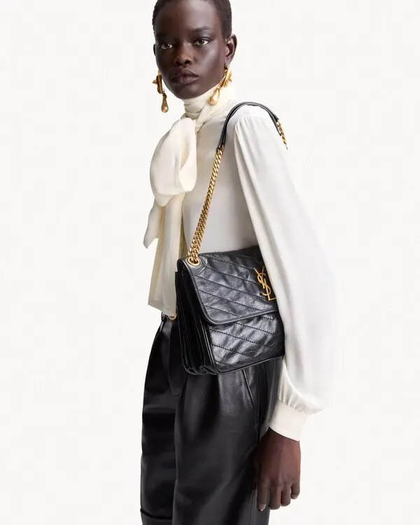 Saint Laurent Niki Tripouch Bag In Vintage Leather - Black
