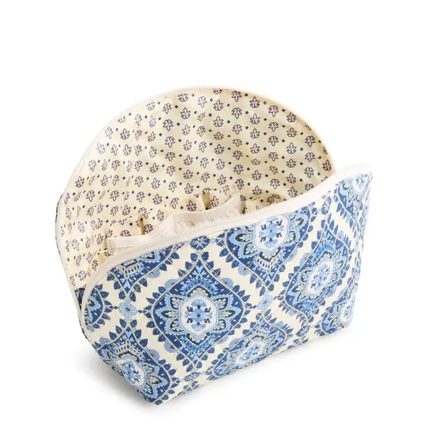 VERA BRADLEY Large Dome Cosmetic Bag - Blue