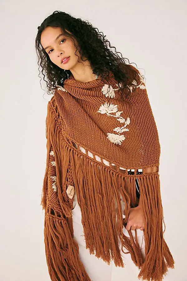 THE FARRA Jazmin Shawl