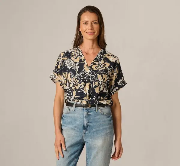 Adrianna Papell Short Sleeve Twist Front Floral Top - Navy/ivory Whimsical Floral