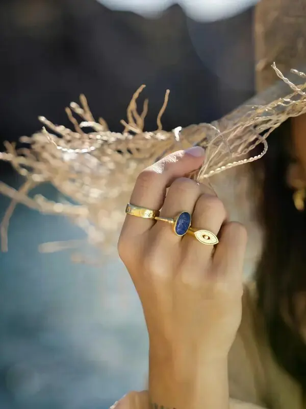 OTTOMAN HANDS Mina Lapis Lazuli Ring
