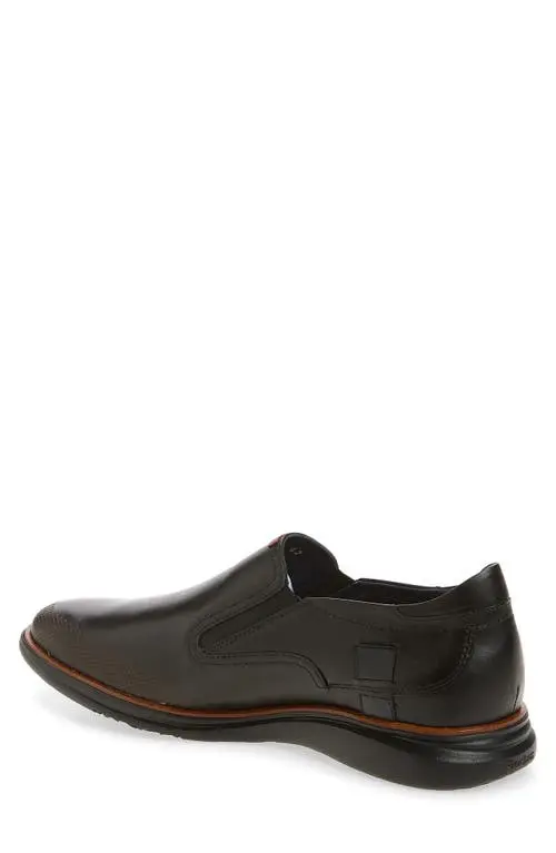 FLUCHOS Fenix Embossed Round Toe Loafer
