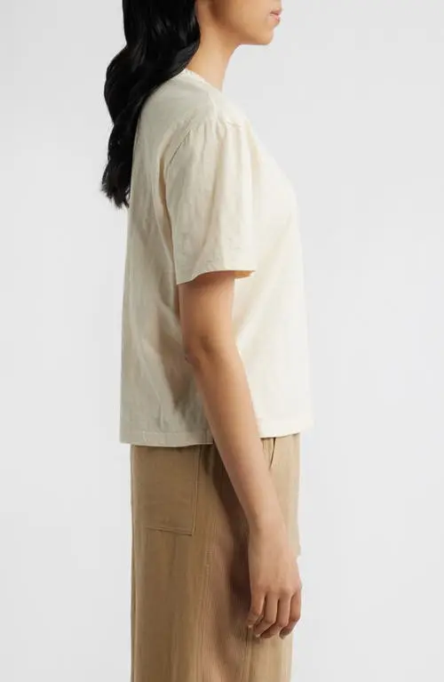 CITY BLUES Crocheted Pocket T-shirt - Parchment