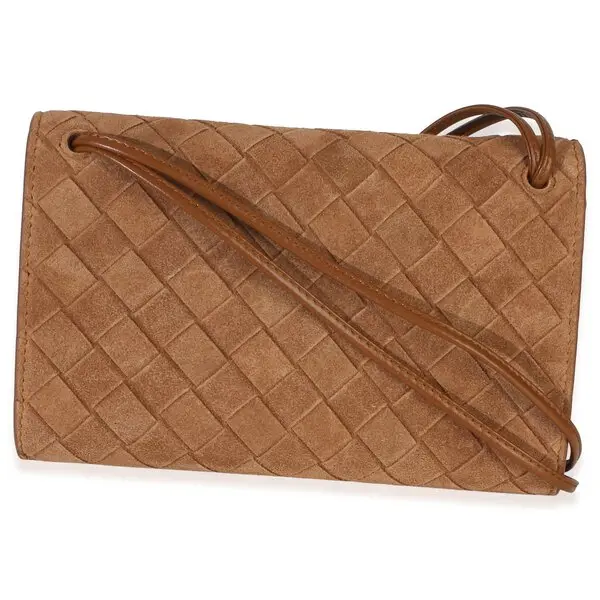 Bottega Veneta Andiamo Pouch - Brown