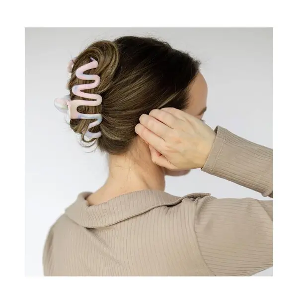 HEADBANDS OF HOPE Large Wavy Claw Clip