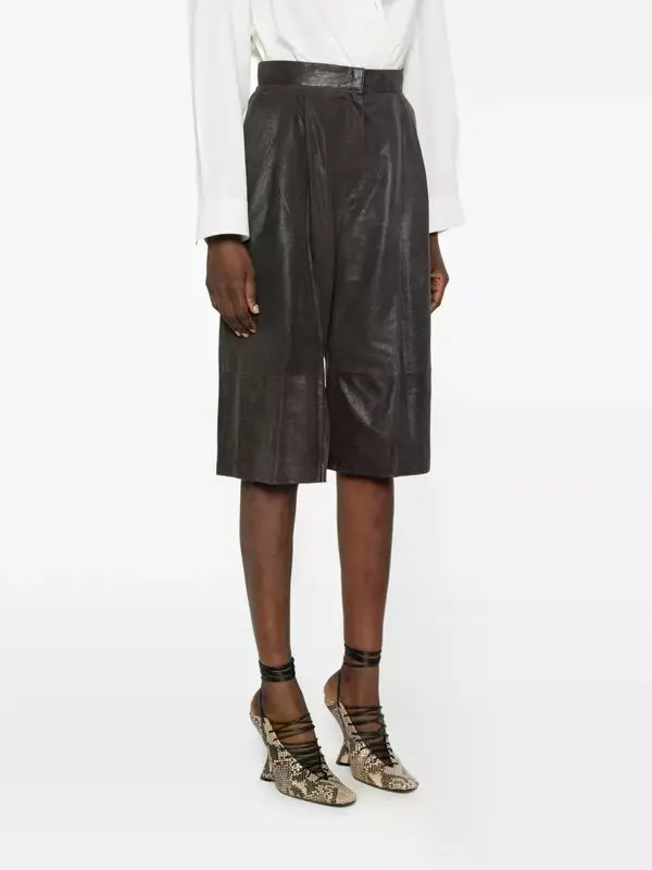 CASSELL Pleated Leather Shorts