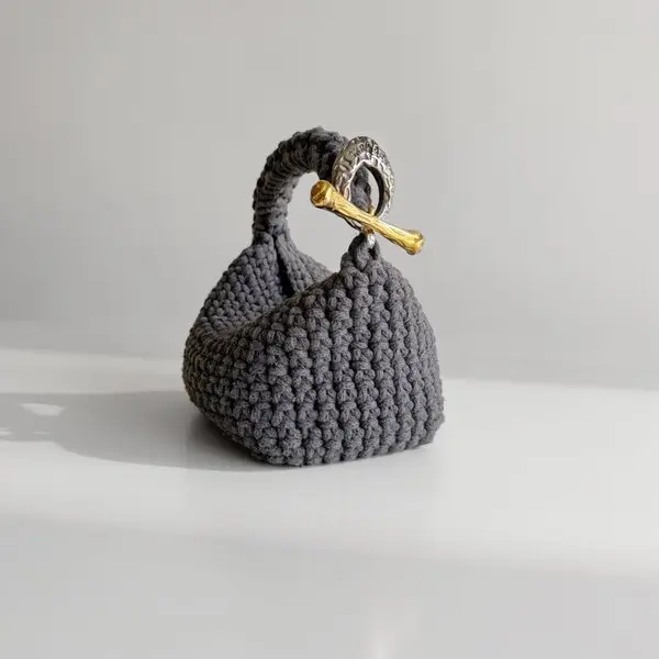 ISKRA Gigi Clasp Bag - Grey