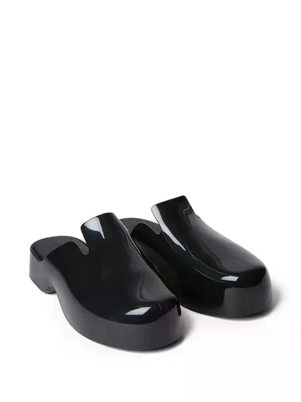 Melissa Zoe Mules
