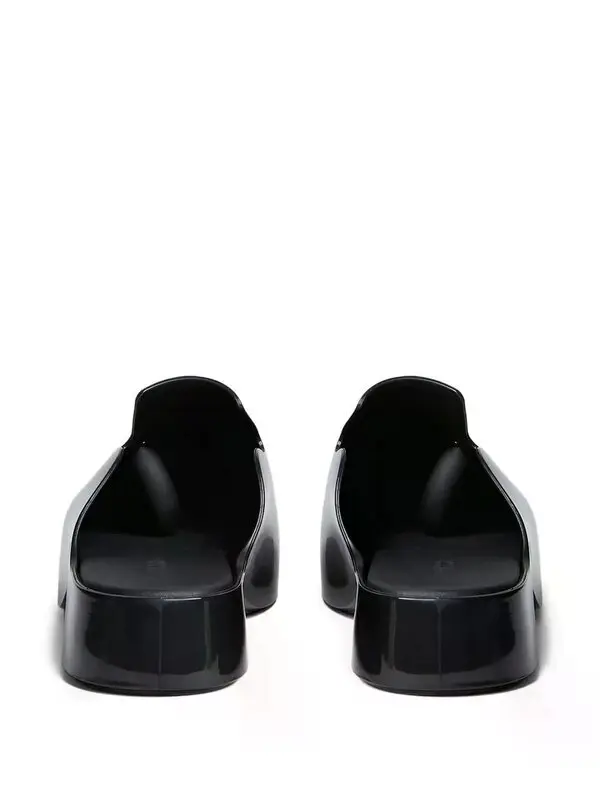 Melissa Zoe Mules