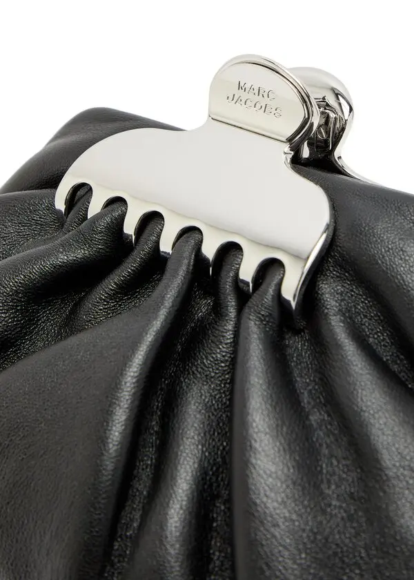 Marc Jacobs Claw Clip Small Leather Clutch - Black