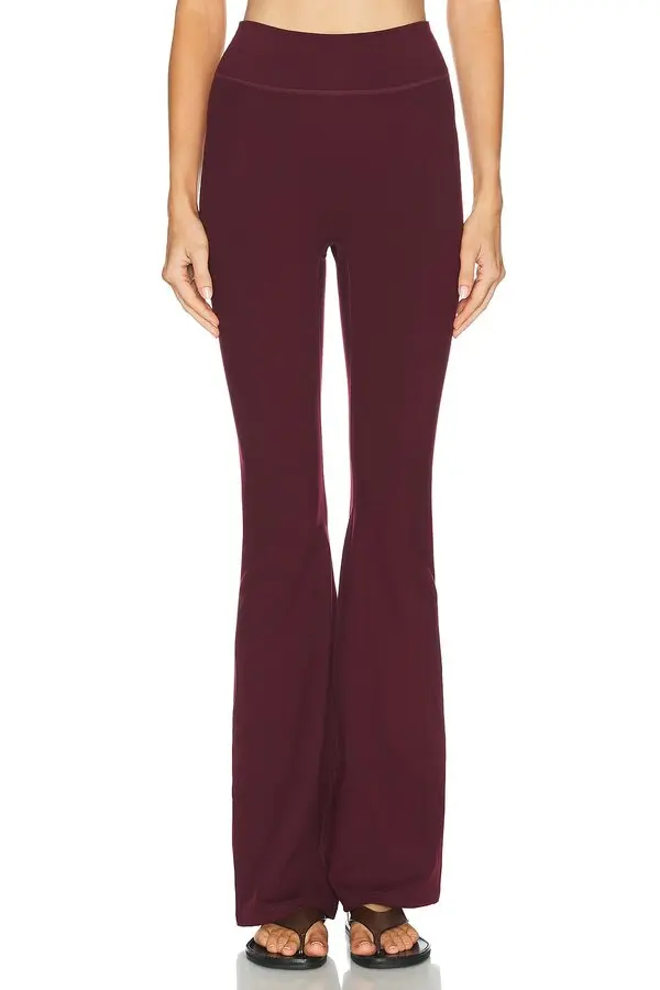 437 The Leisure Pant - Black Cherry