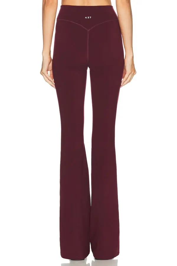 437 The Leisure Pant - Black Cherry
