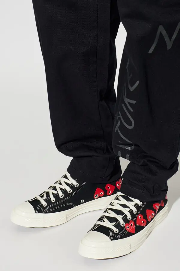 Play Comme Des Garcon X Converse Low Top Sneakers - Black