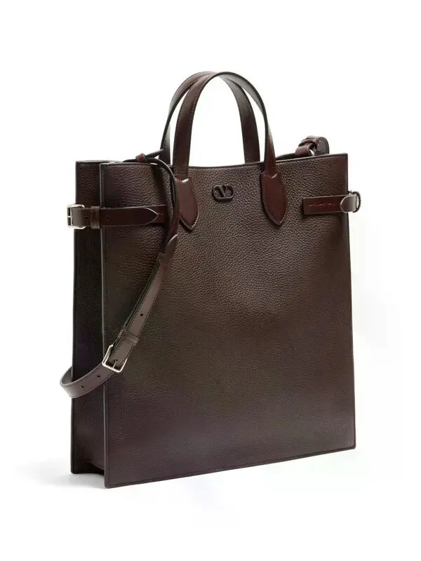 Valentino Garavani Antibes Medium Shopping Bag In Grained Leather - Brown