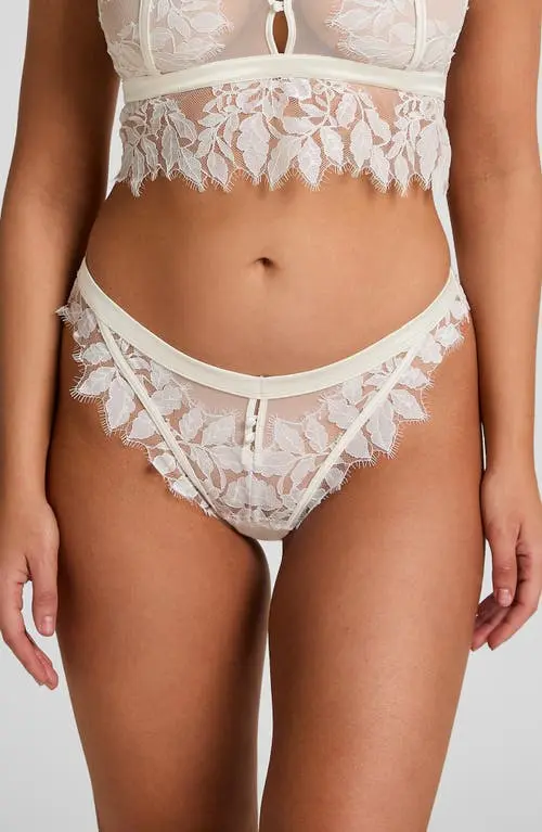 Hunkemoller Amelia Thong - Snow White