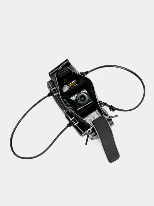 AEST STUDIOS Capture Multipocket Bag