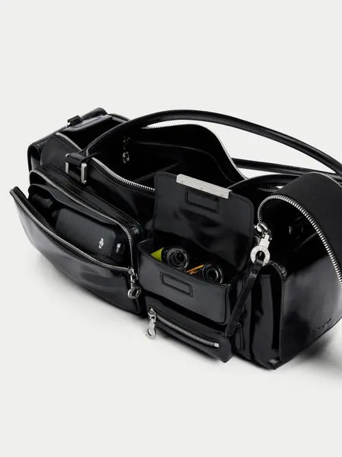 AEST STUDIOS Capture Multipocket Bag