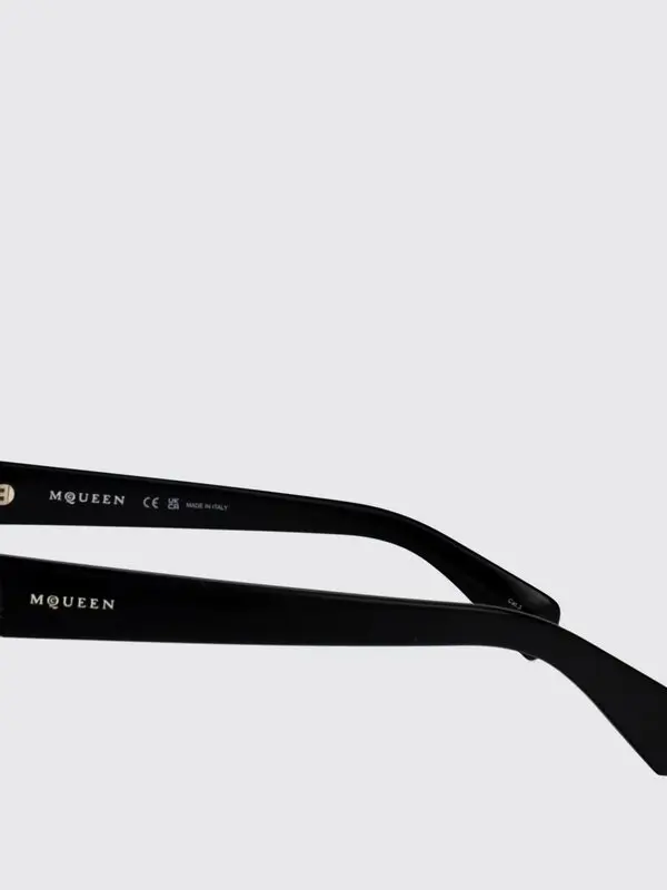 Alexander McQueen Oversized Square Shield Sunglasses In Acetate With Contrast Logo - Black
