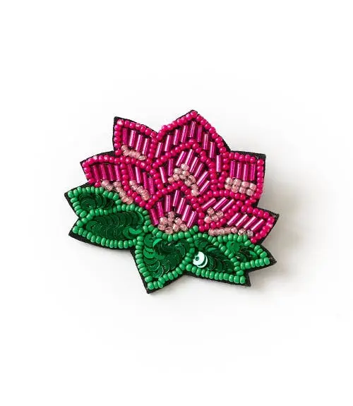 MATR BOOMIE Beaded Lotus Brooch Pin - Pink