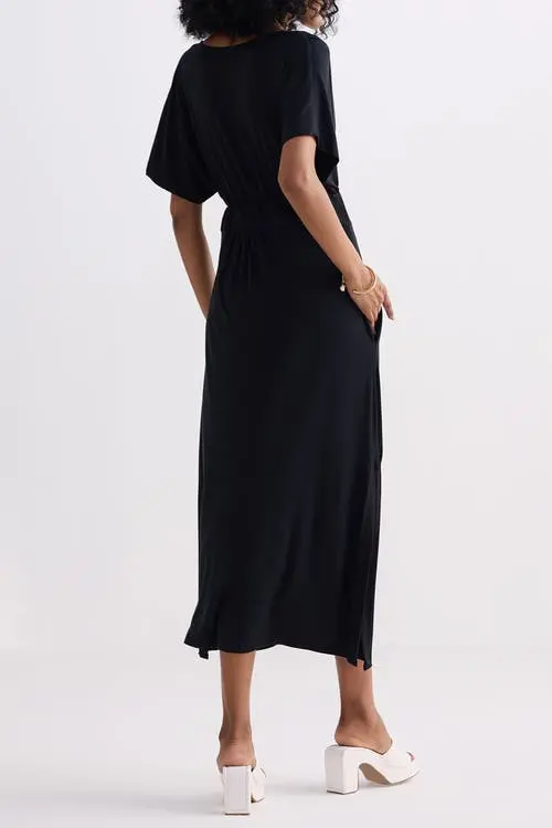 REISTOR Flowy A-line Maxi Dress With Side Slits - Black