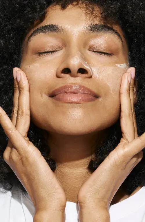 DORE La Crème All In One Daily Moisturizer - Regular