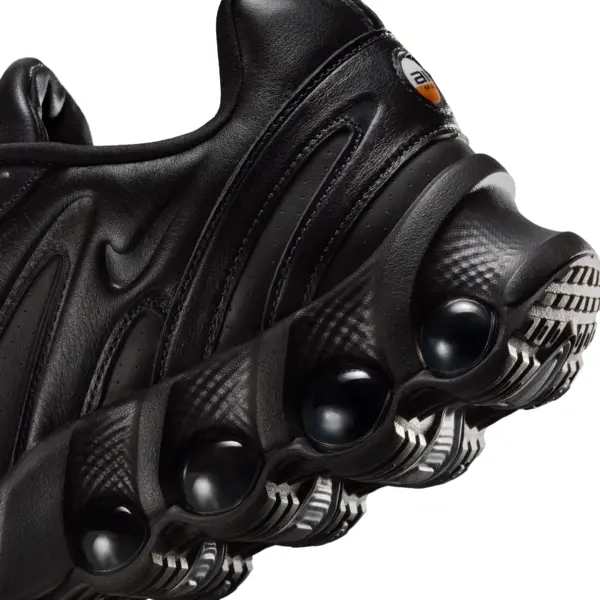 Nike Max Dn8 Sp Athletic Shoes
