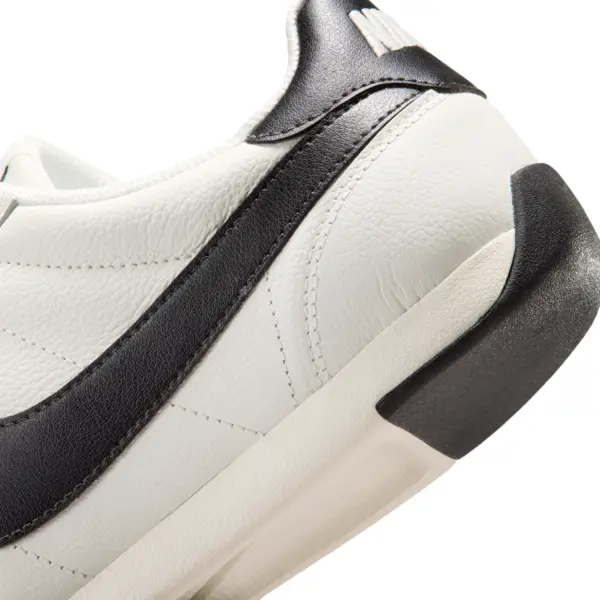 Nike Sprint Sister Low Top Sneakers