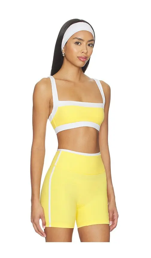 FORM Straight Neck Sports Bra In Yellow
