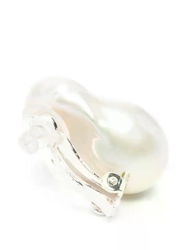 MONIES Marée Sculptural Pearl Earrings